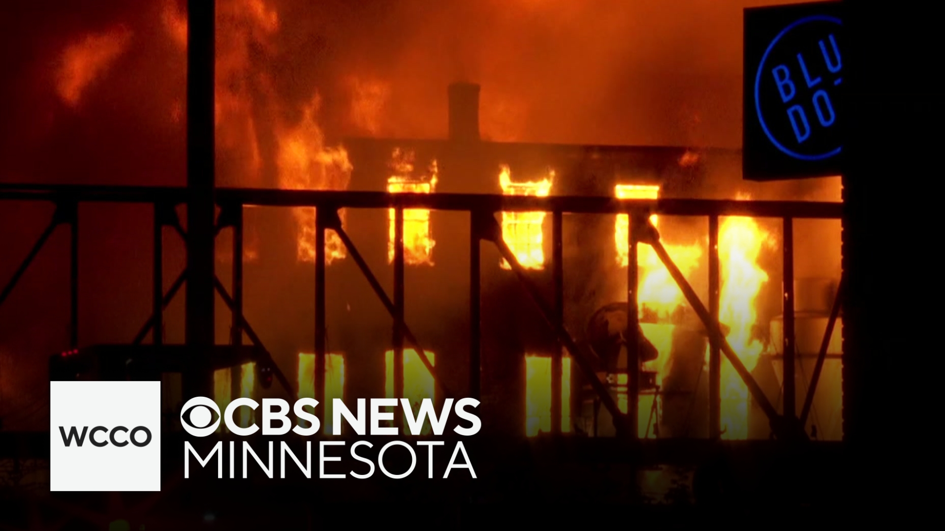 Northeast Minneapolis fire damages several buildings