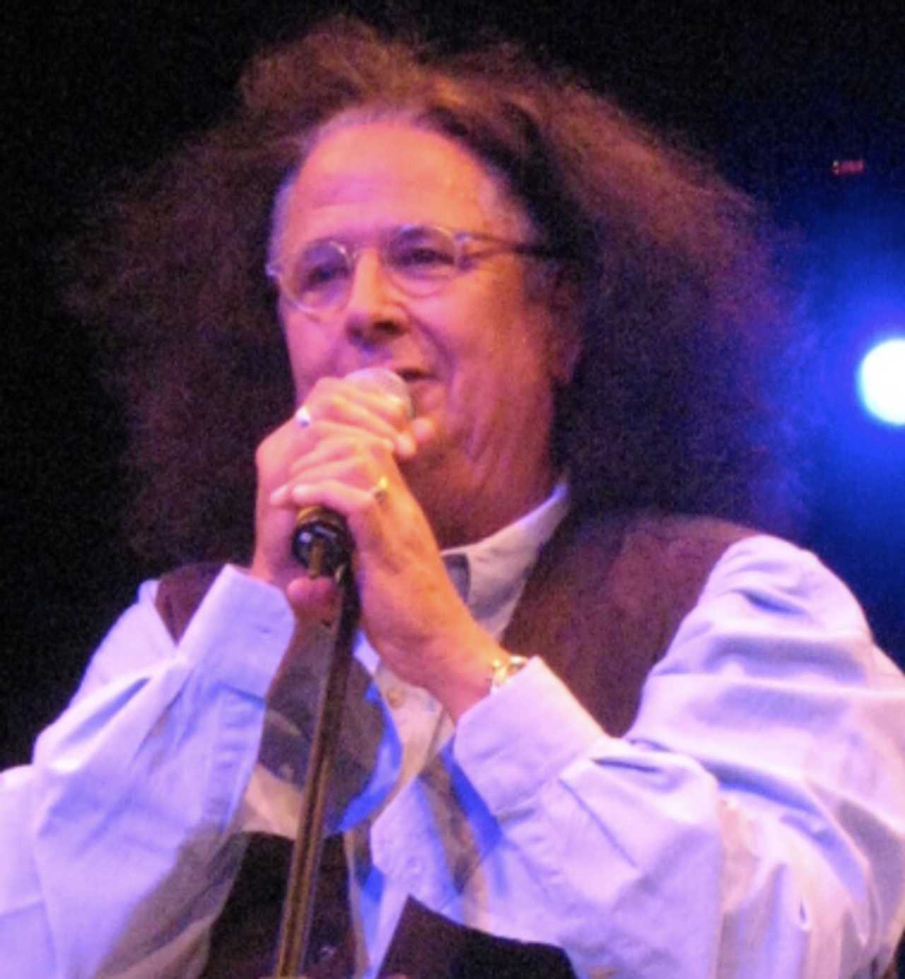 Mark Volman Dies, Turtles Co-Founder Sang Hit Song 'Happy Together'
