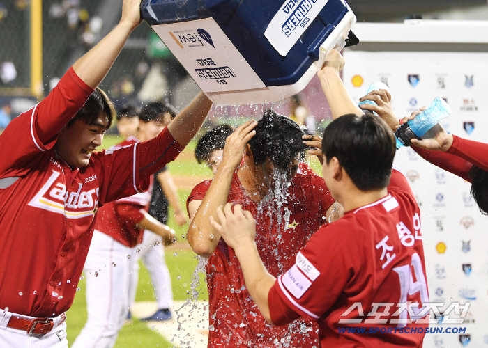Kim Kwang-hyun, who achieved the 2000K milestone, is a cool water shower