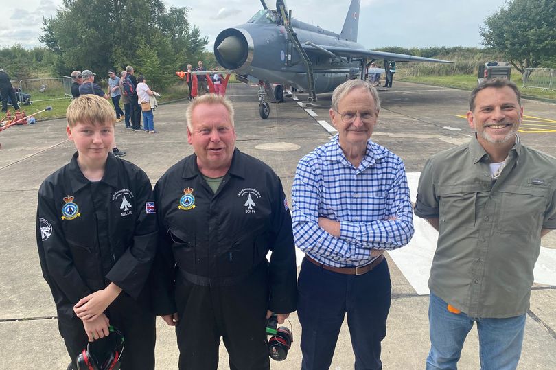 'I have found my dad and got him back' Son joins reunion of RAF ...