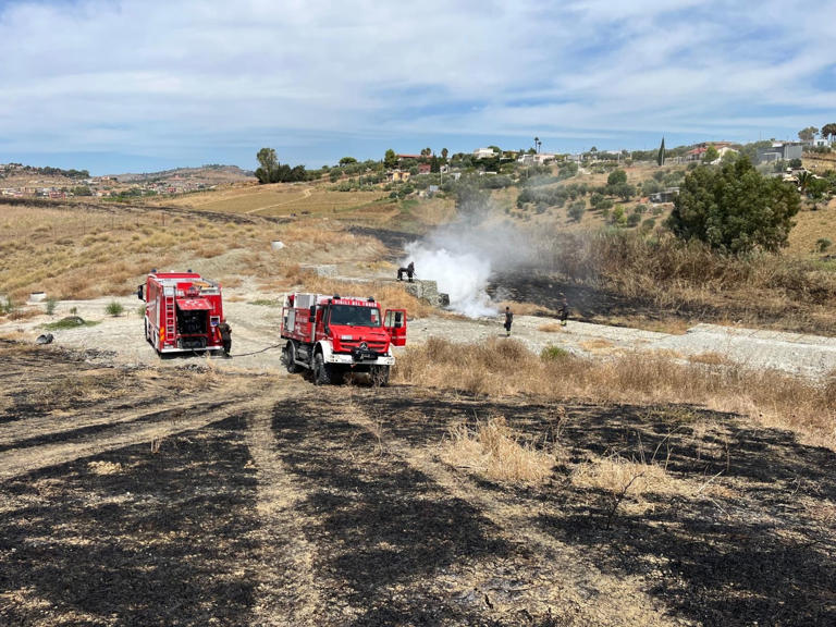 Incendio ad Agrigento, sindaco invita a chiudere abitazioni