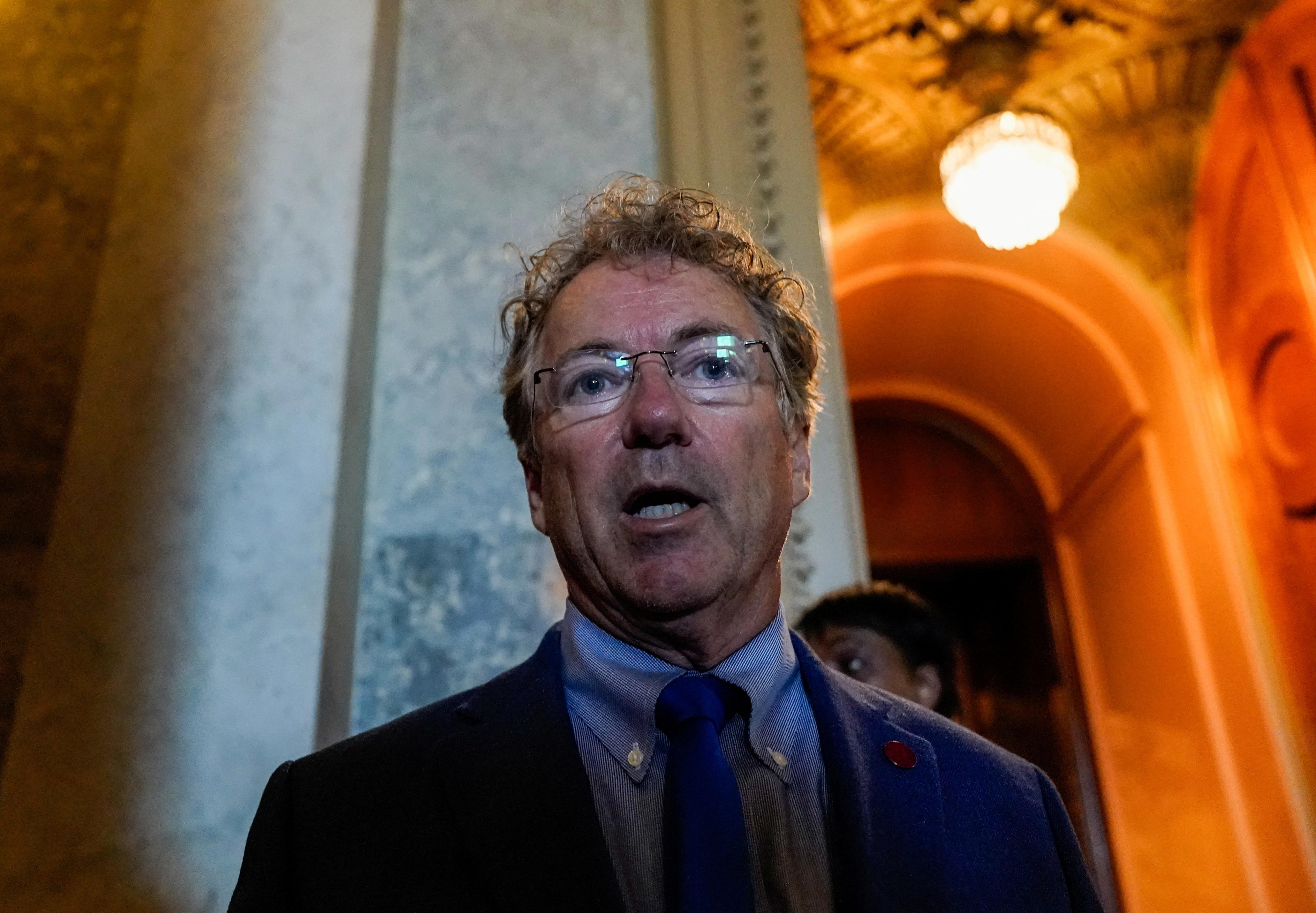 Trump's sinking of Venezuelan boat sparks fight between VP Vance, Sen ...