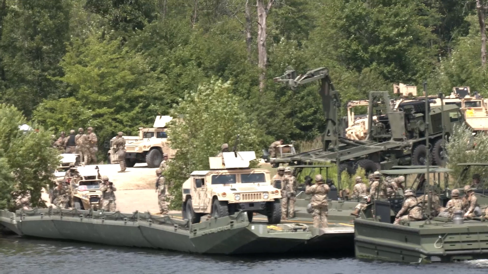 US Army 'Wet-Gap' Bridging Operation