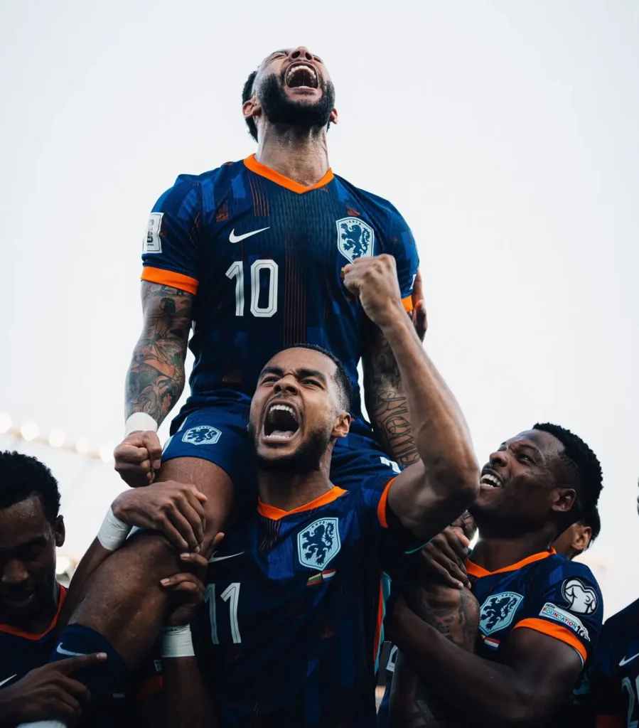 Com recorde de Memphis, Holanda bate Lituânia em jogo de cinco gols ...