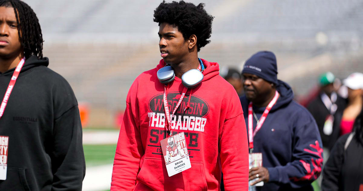2027 EDGE Brian Demoss enjoys time with Wisconsin coaches