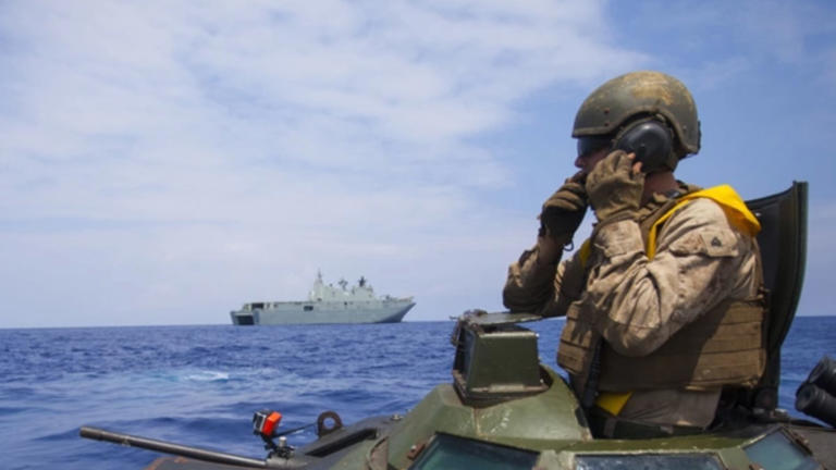 US Navy unveils assault ship hauling 1.2M-pound payload