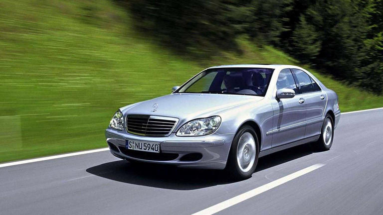 What Is Adaptive Cruise Control And Can It Be Dangerous To Use?