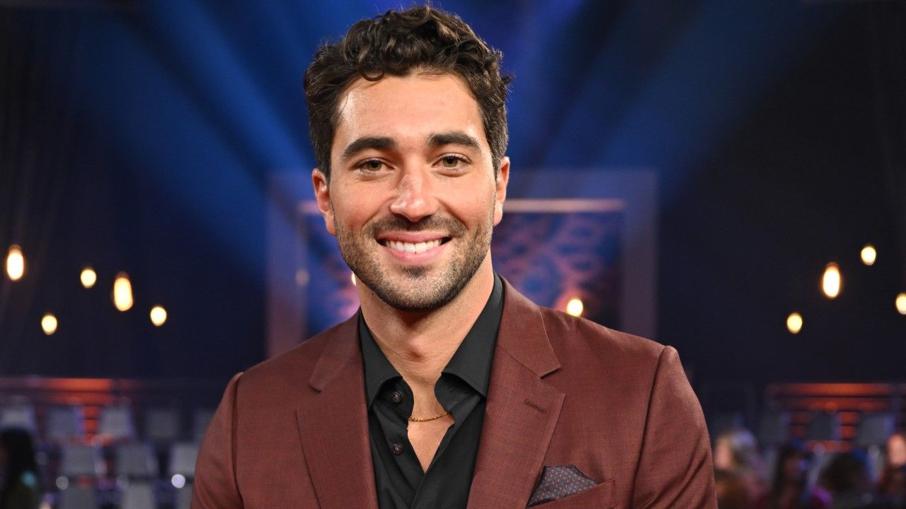 DWTS Champion Joey Graziadei Reveals His ‘Dark Horse’ Winner Prediction ...