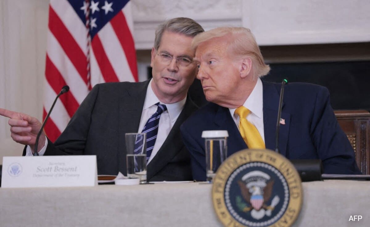 Path to take them off: Trump aide hints at removing 25% tariffs on India