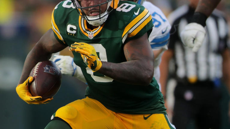 Green Bay Packers running back Josh Jacobs makes franchise history in ...