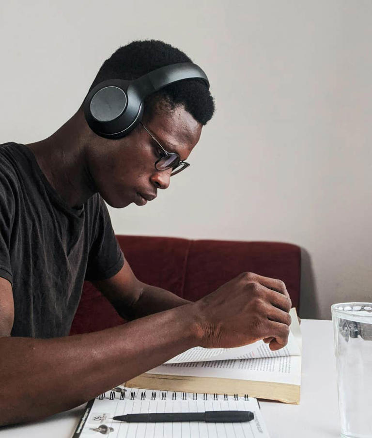 6 Specific Hobbies Only Emotionally Intelligent People Find Enjoyable