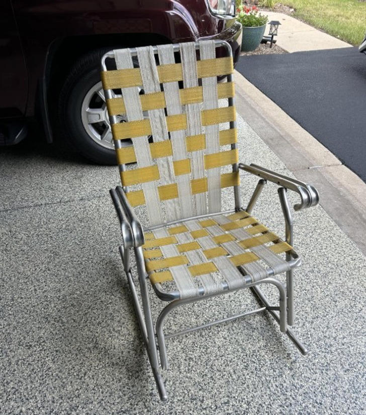 20 Times Abandoned Items Became Someone Else’s Treasure