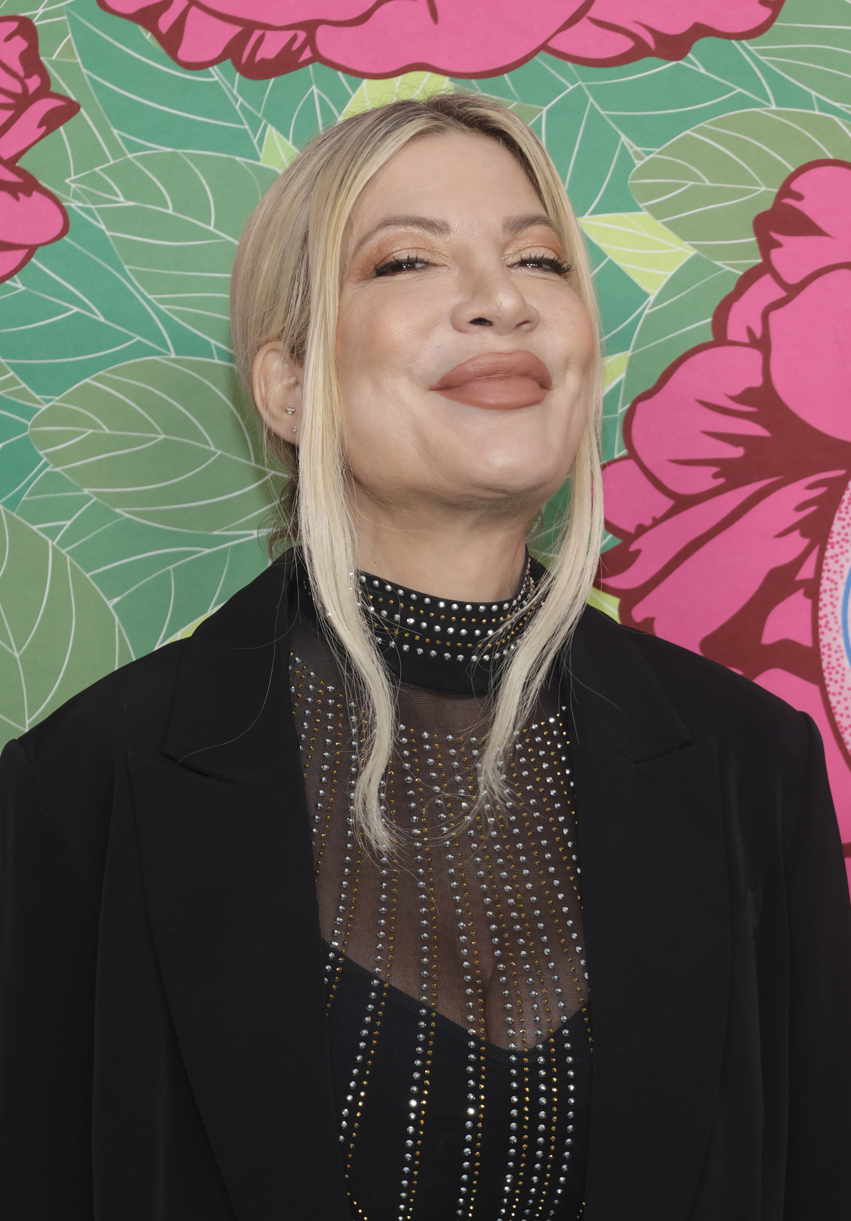 Tori Spelling's income revealed amid divorce filing