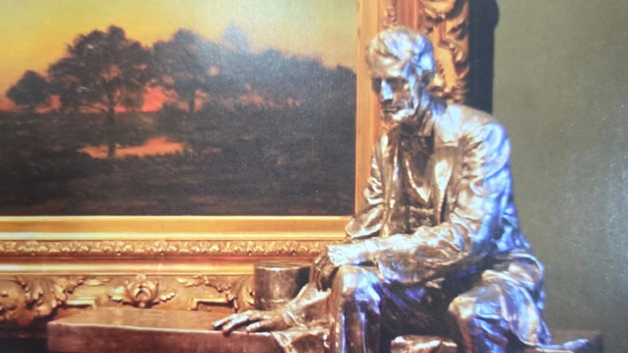 Statue stolen from Houmas House in Ascension Parish, authorities say