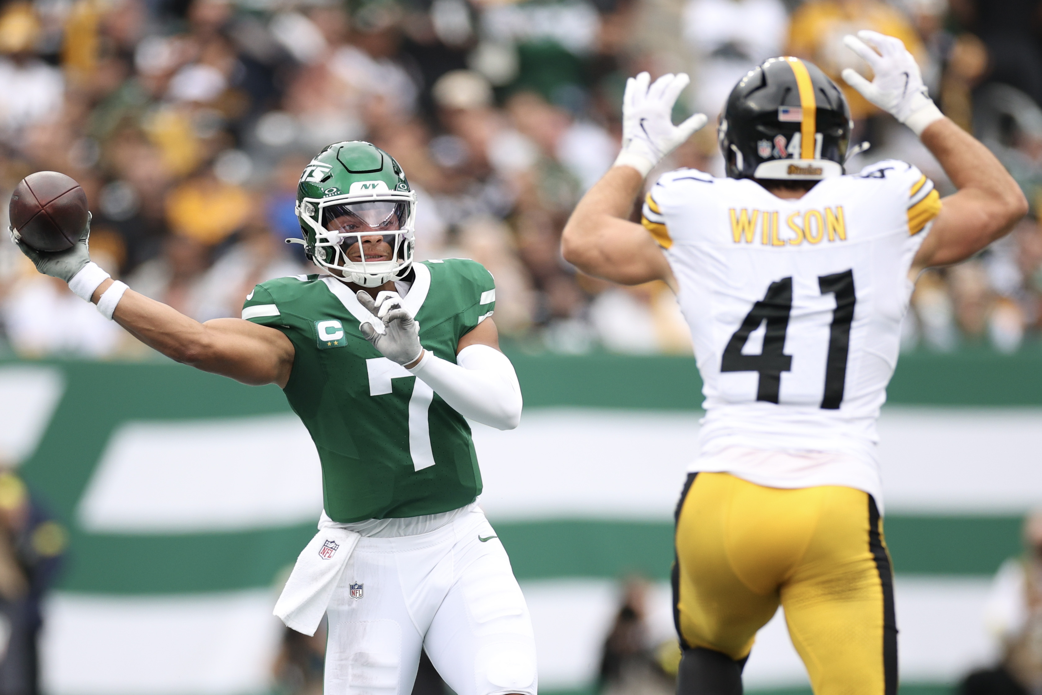 Justin Fields Complimented for Historic Offensive Performance Despite Loss