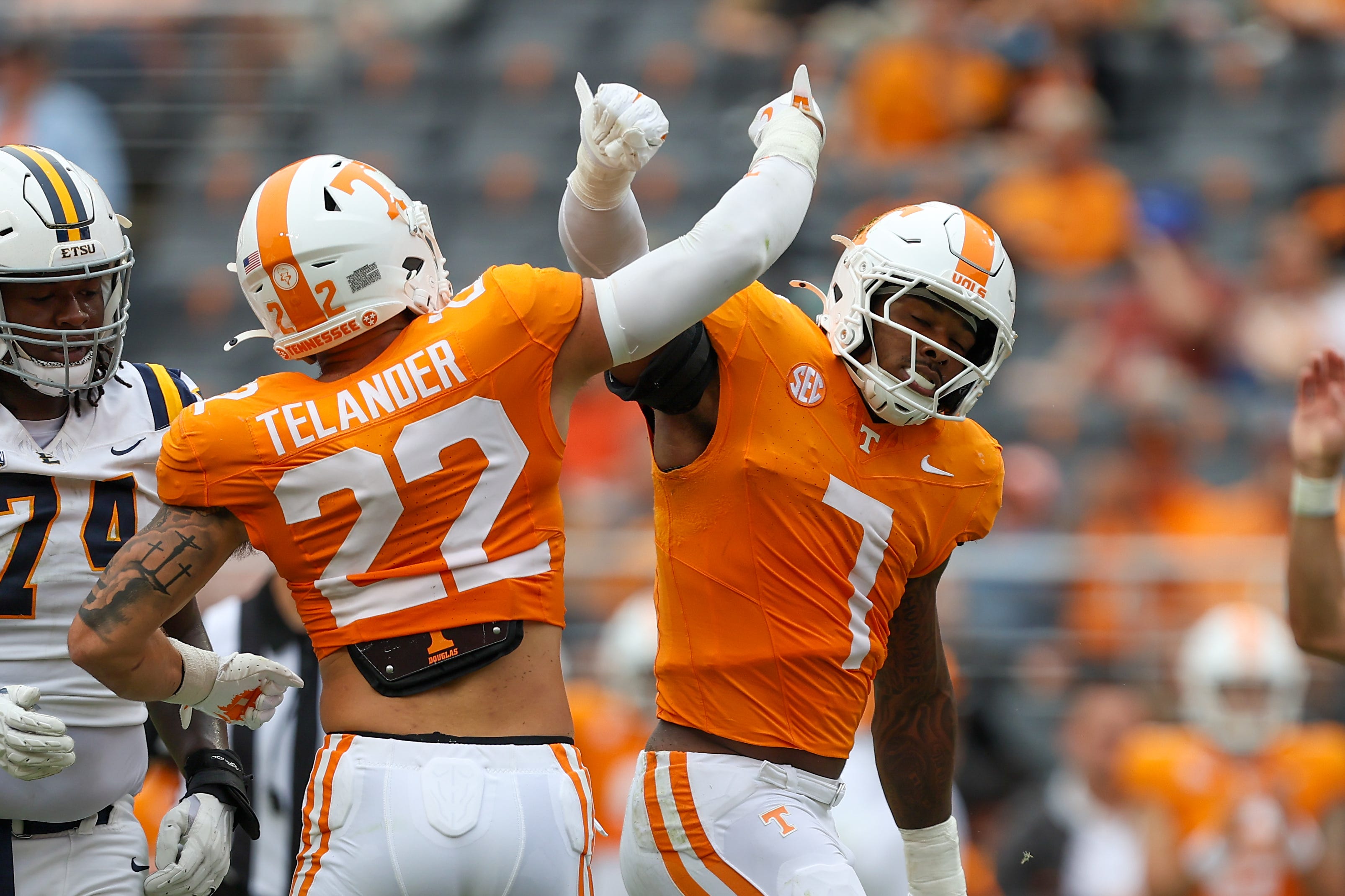 Georgia vs Tennessee picks, predictions, odds: Who wins college ...