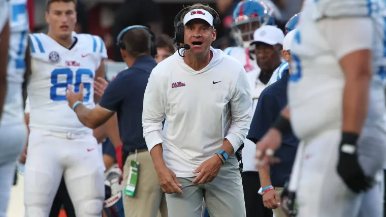 College football teams still undefeated: Several unbeatens fall in Week 8