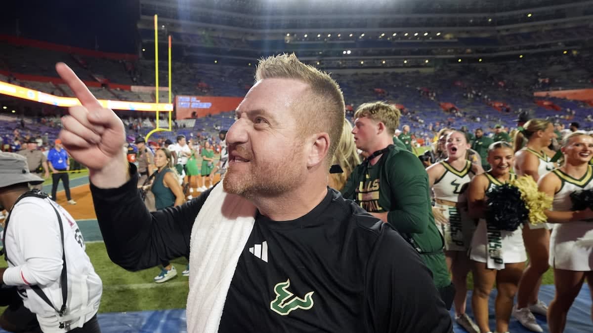 USF Bulls 18th in AP poll, Florida Gators fall out of rankings