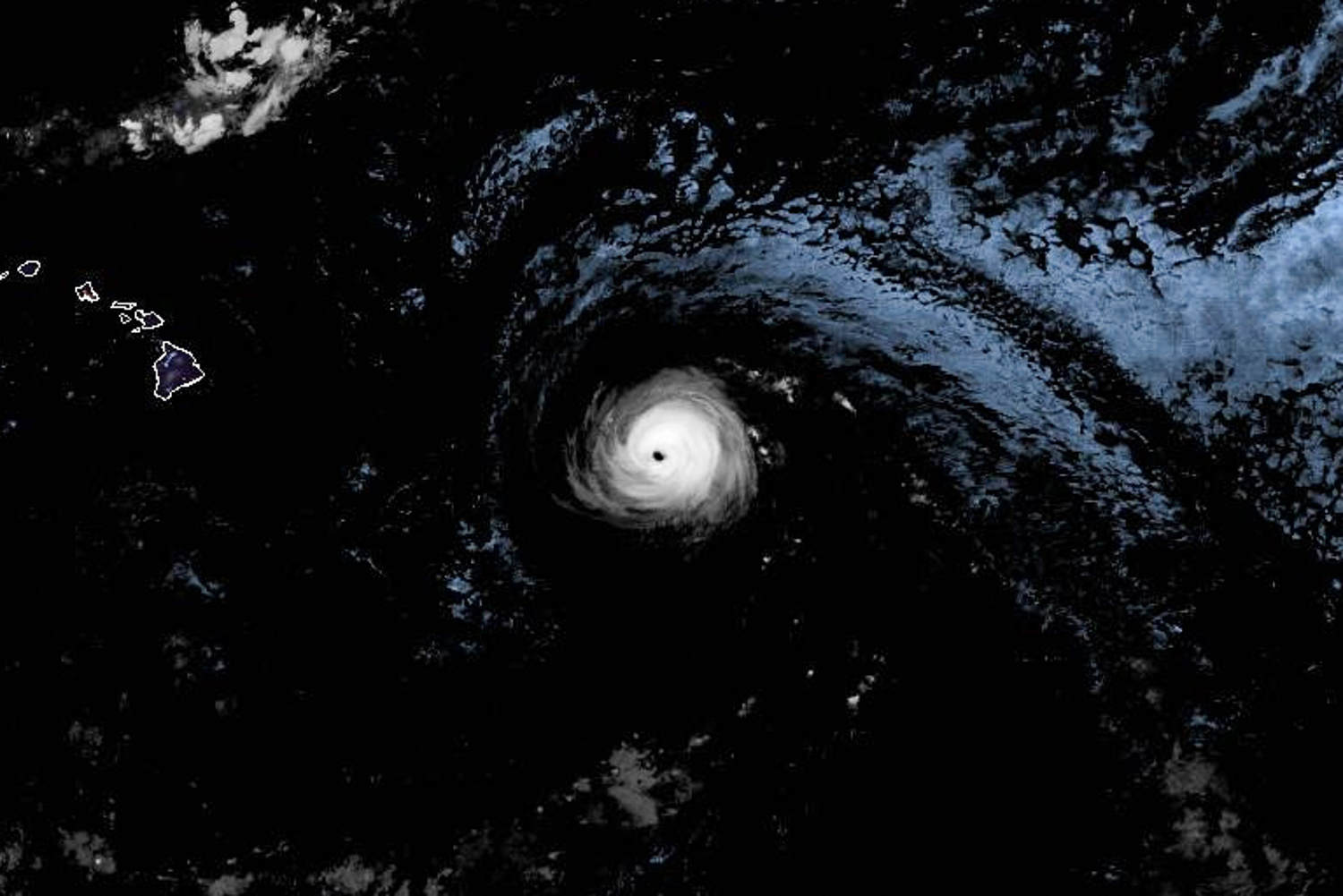 Hurricane Kiko may bring life-threatening waves to Hawaii