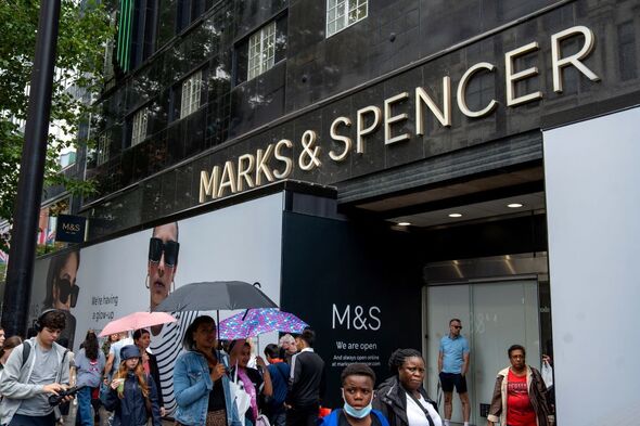 Full list of high street shops closing branches in September ...