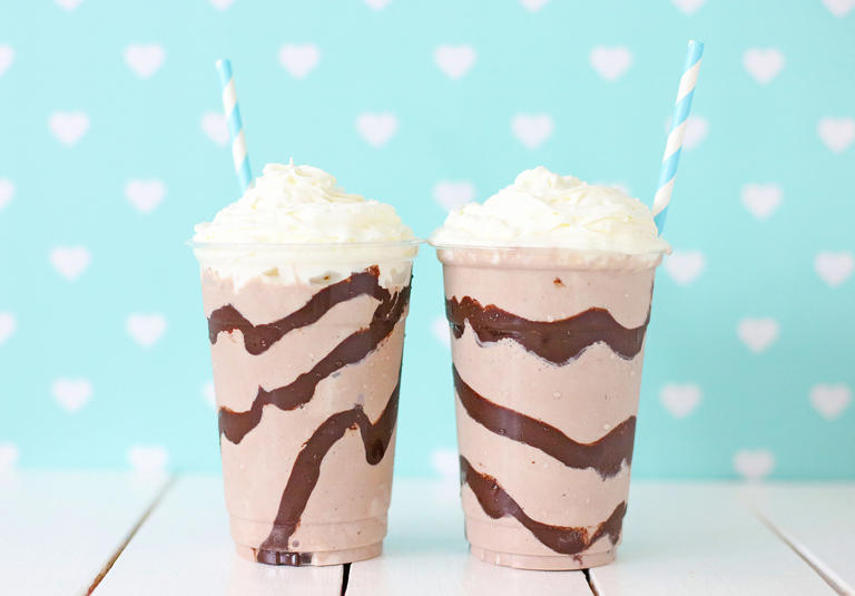 Copycat Dunkin frozen hot chocolate