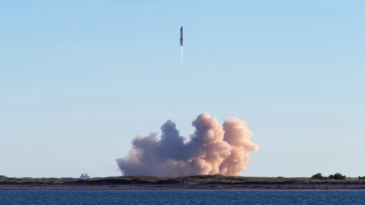 SpaceX Starship lost in ocean after Flight 9 failure