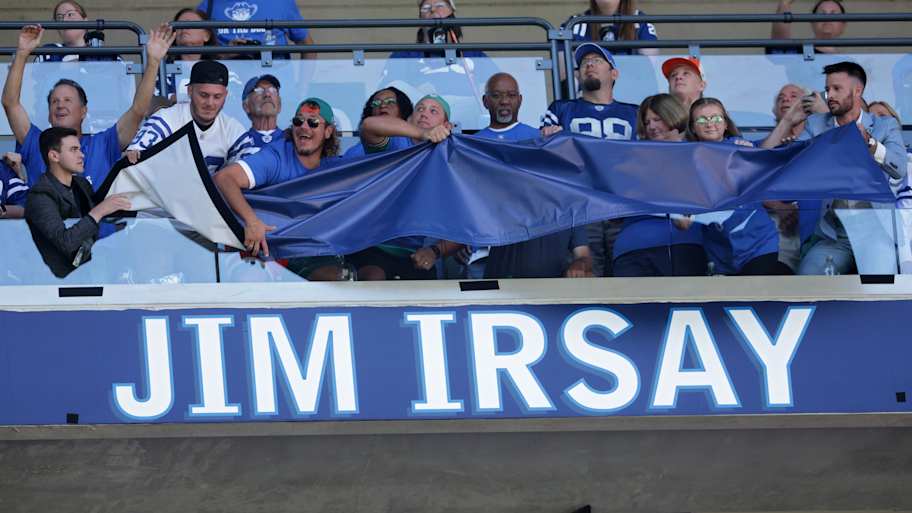 Colts nation came out in force to honor Jim Irsay one last time in Week 1