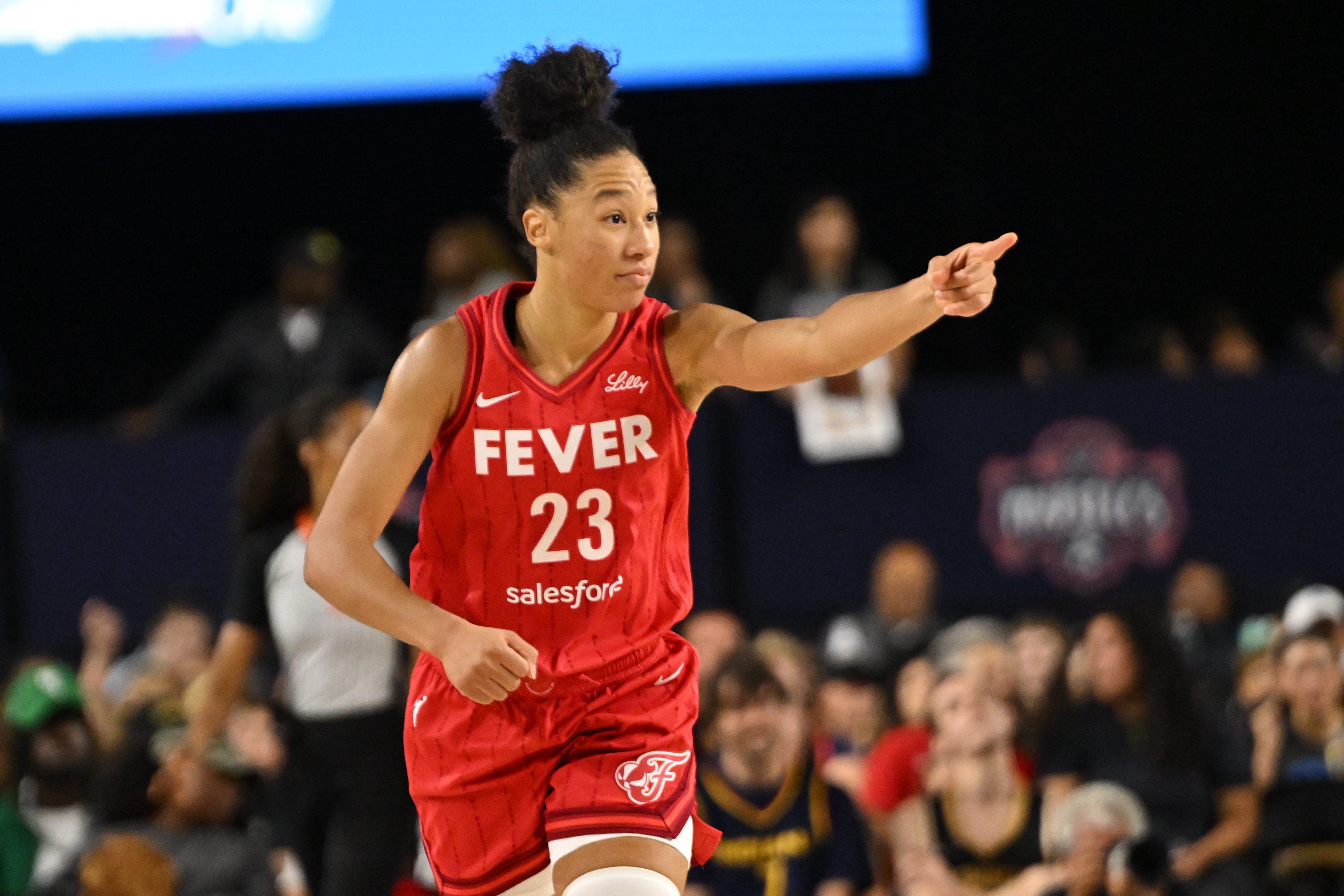 Indiana Fever's Aerial Powers describes Friday car accident before game