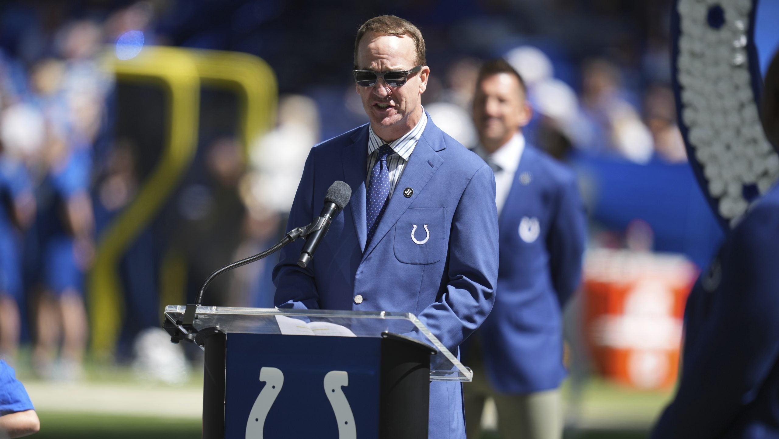 Colts legends return for Jim Irsay's Ring of Honor induction ceremony