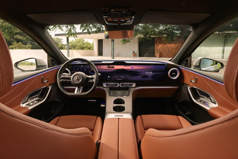 2027 Mercedes-Benz GLC EV Debuts with 483 HP