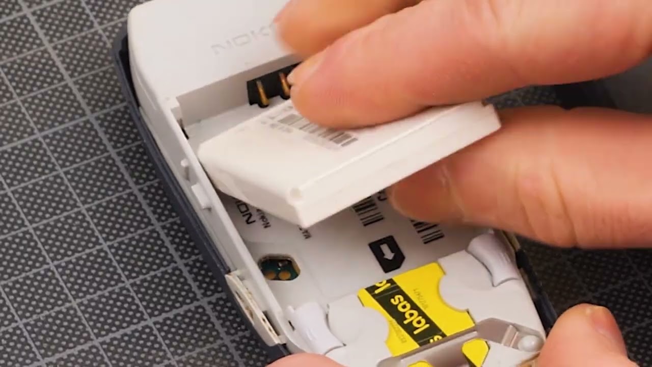 Old Mobile Phones Still Work? Watch This Incredible Demonstration!