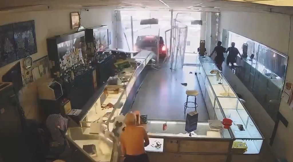 Elderly California jewelry store owner assaulted by gang of masked ...