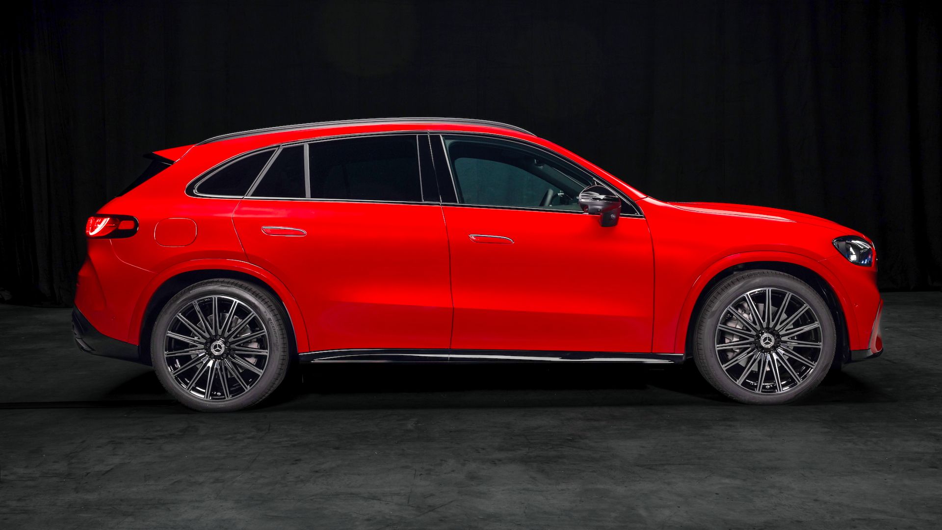 2026 Electric GLC Mercedes-Benz Revealed With Radically Normal Looks