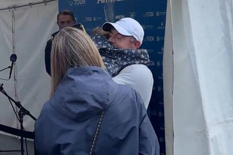 Rory McIlroy's touching moment with wife Erica and daughter Poppy after ...