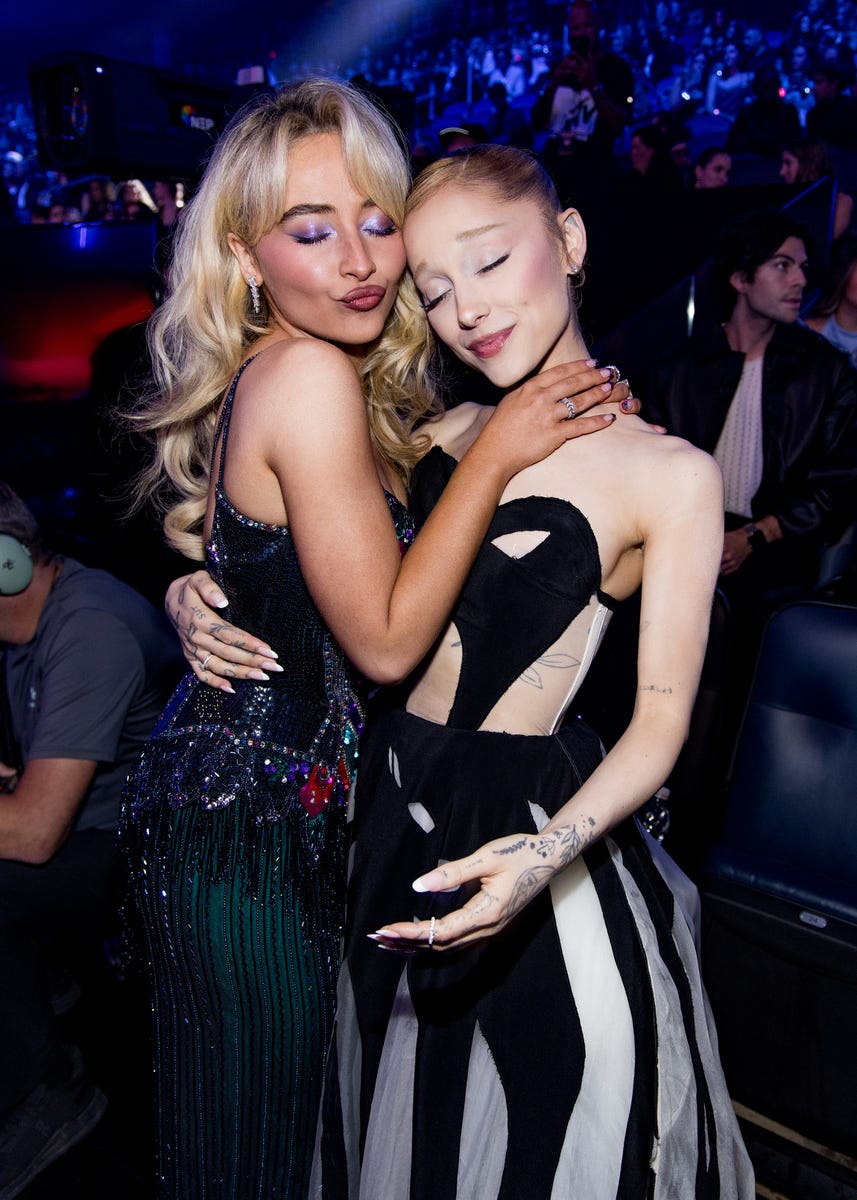 Ariana Grande and Sabrina Carpenter Were Photographed Hugging Inside ...