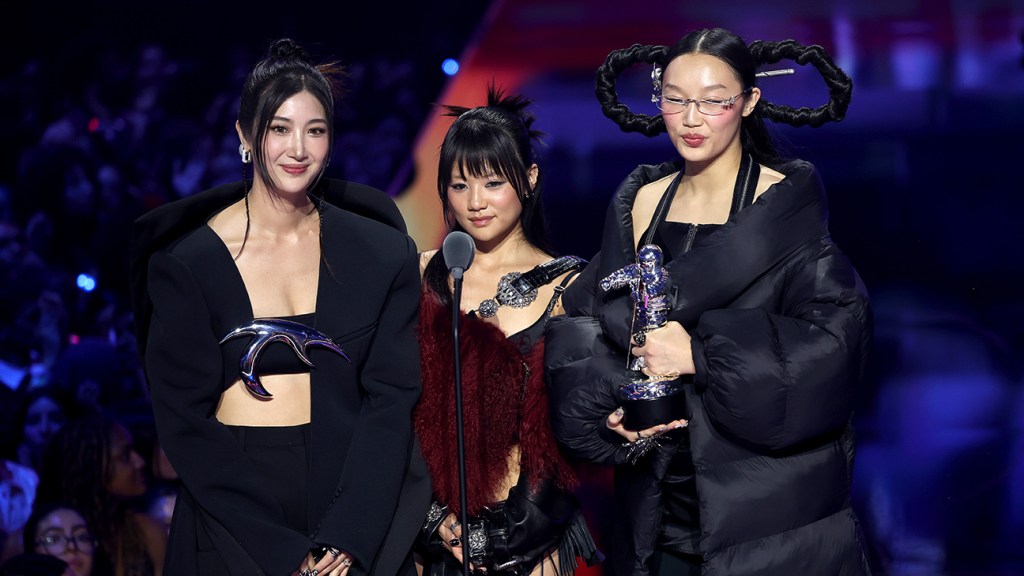 ‘KPop Demon Hunters' Singers EJAE, Rei Ami and Audrey Nuna Present at ...