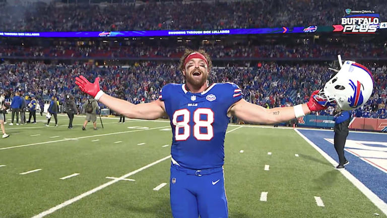 Bills Sing 'Mr. Brightside' With Buffalo Crowd After Last Minute Win ...