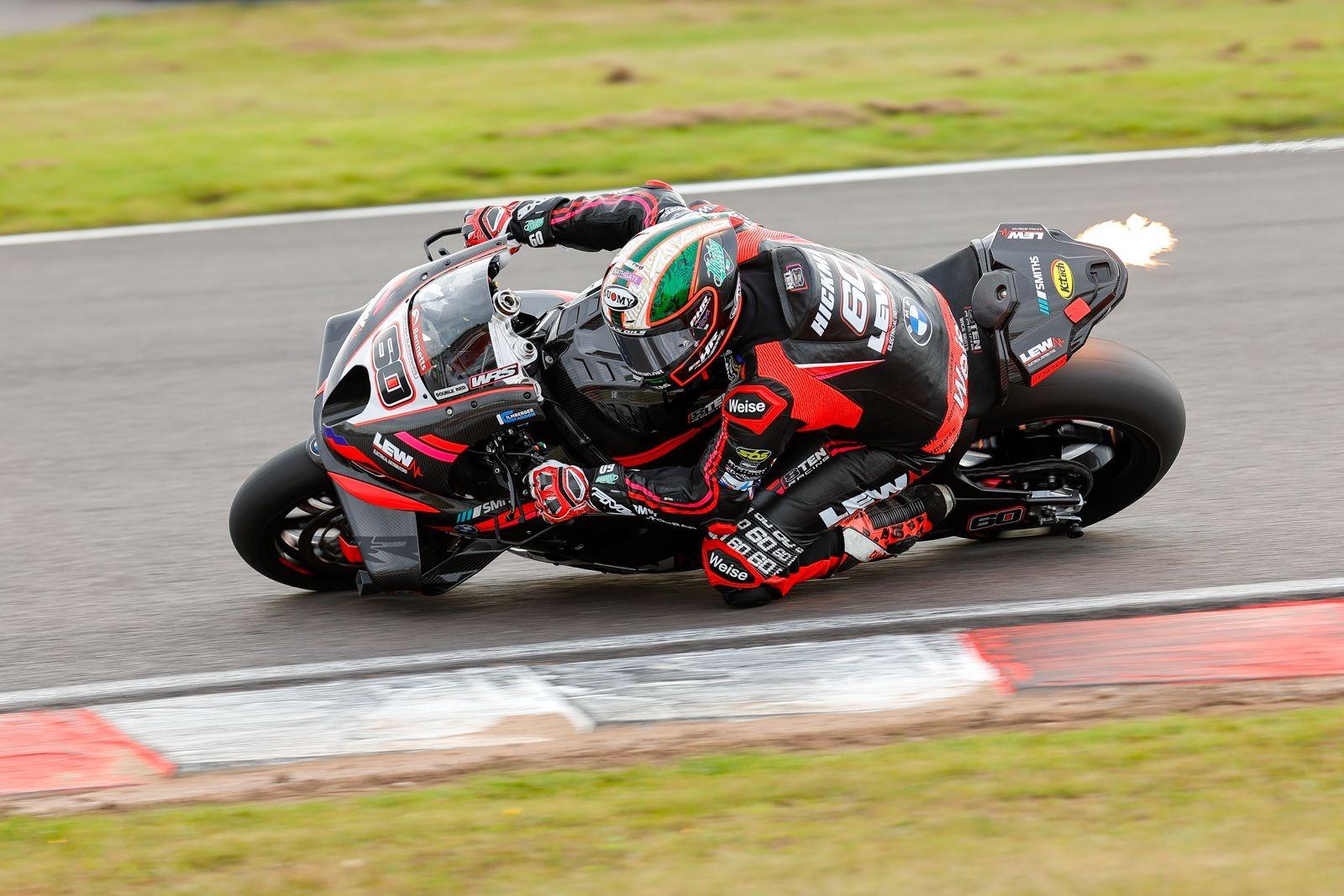 Hickman returns to racing at Donington Park