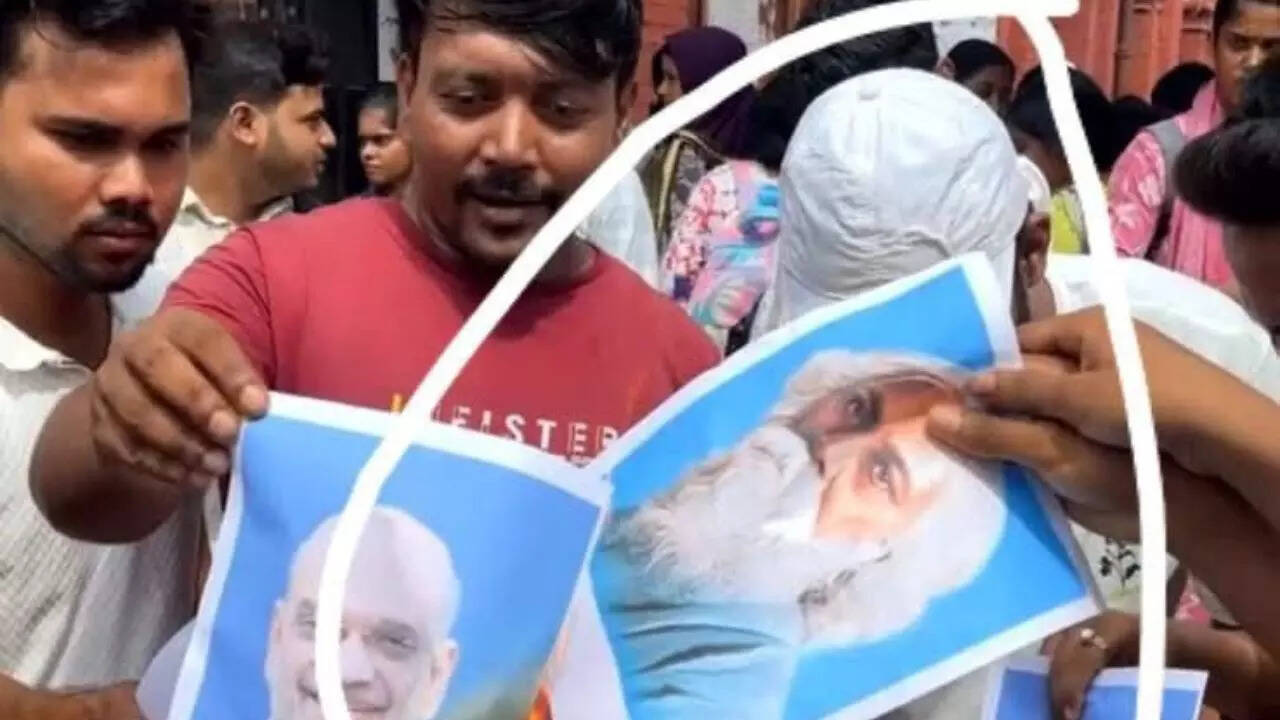 West Bengal: BJP accuses TMCP leader of attempting to burn photos of ...