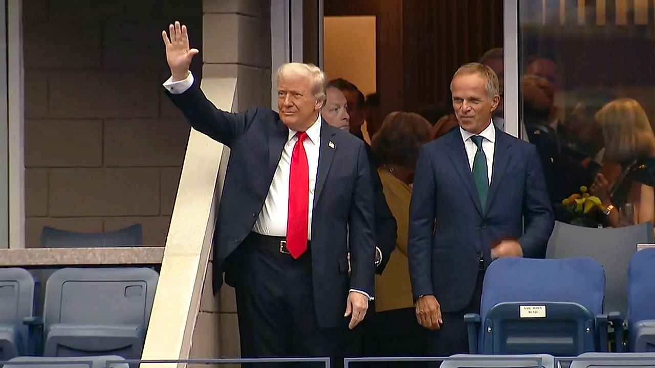 Trump draws boos and cheers at US Open men's final