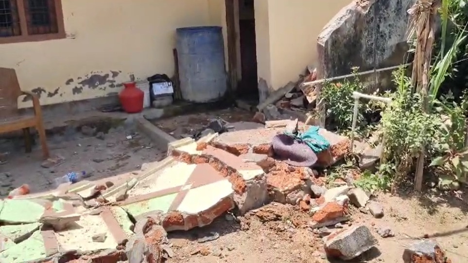 CCTV: Gas cylinder explodes in Telangana, house damaged, no casualties ...