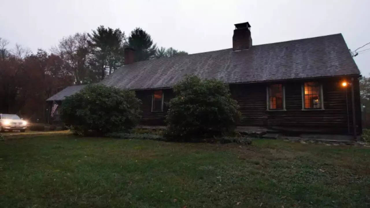 The Conjuring house: Haunted 18th-century Rhode Island farmhouse up for ...