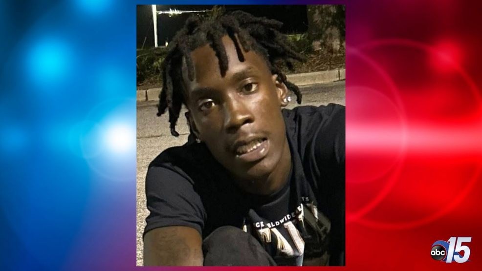 17-year-old victim lies on side while crowd yells for ambulance ...
