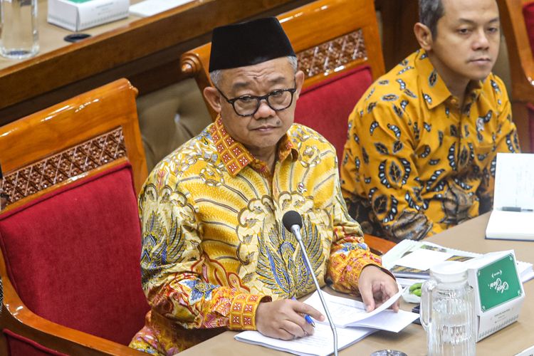 Mendikdasmen Abdul Mu'ti Terbitkan Surat Edaran Cegah Pelajar Ikut Aksi ...