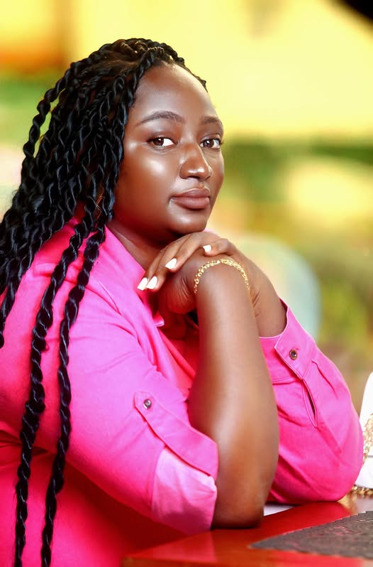 Elizabeth Cynthia se confie sur sa récente dépression
