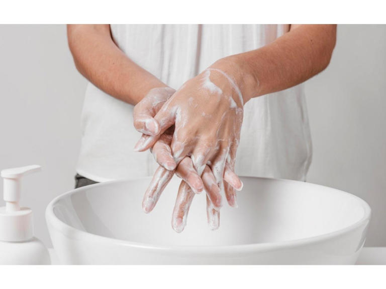 Think OCD Is Just About Cleanliness? Expert Busts 5 Myths About ...