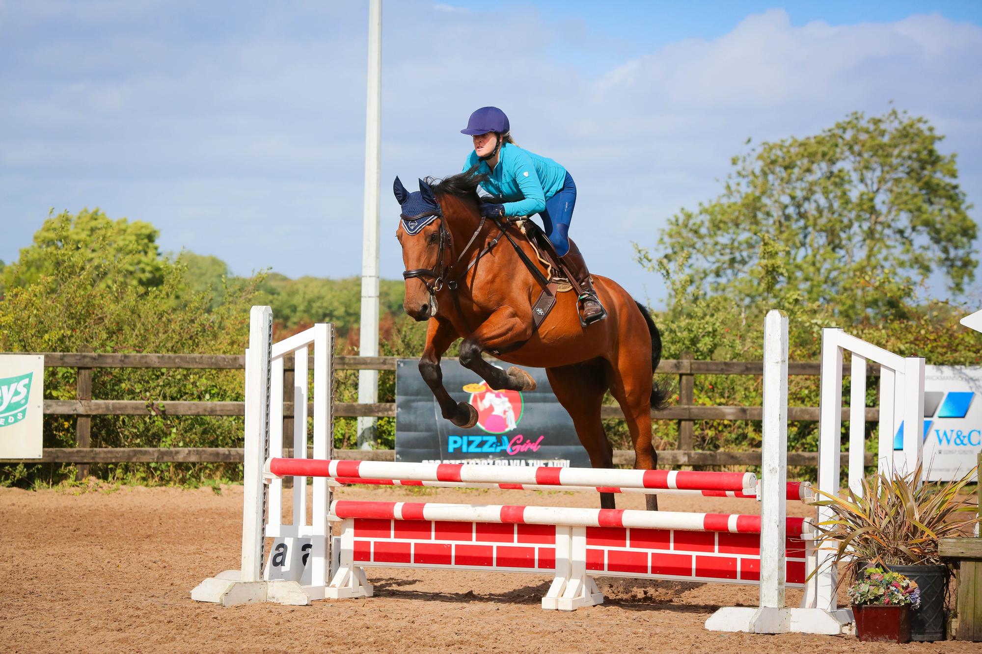 Horse Week: Arena jump mix and showjumping at Ardnacashel Equestrian