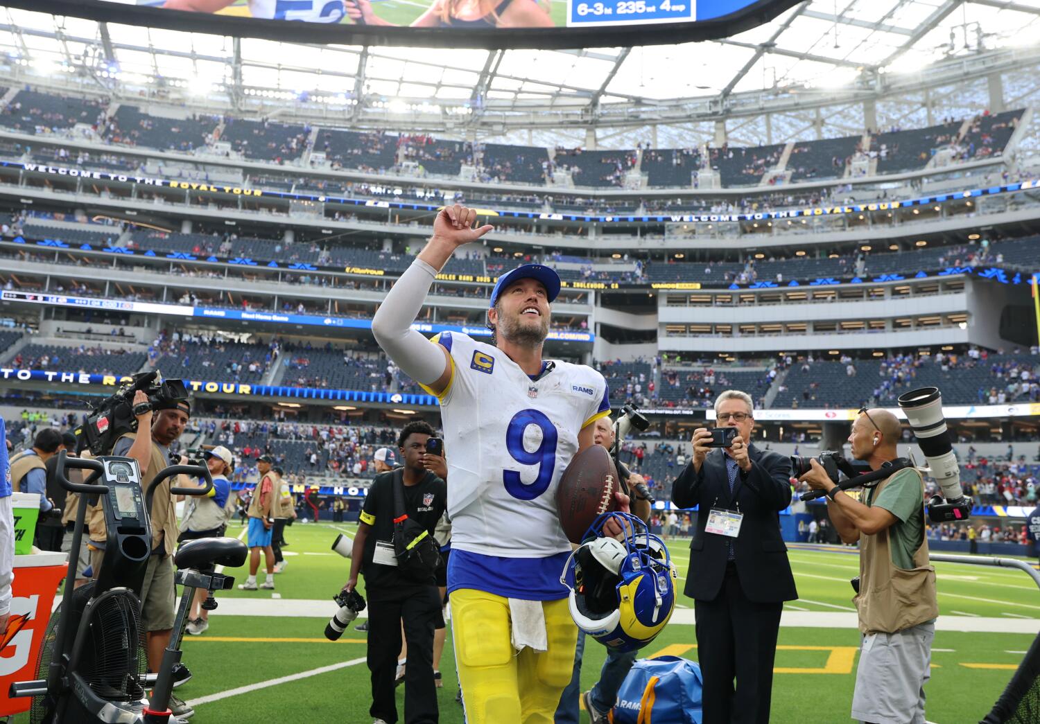 Plaschke: What bad back? Matthew Stafford proves Rams Super Bowl ...