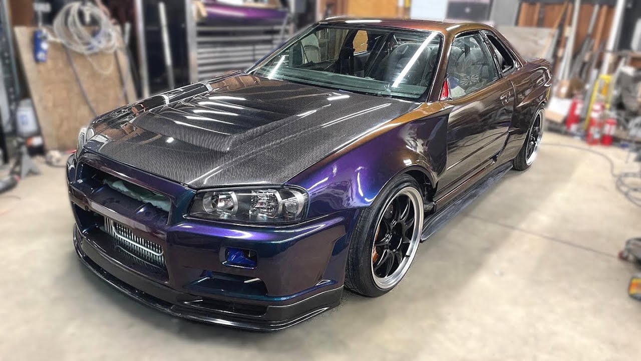 The R34 GT-R just got wrapped and it looks insane