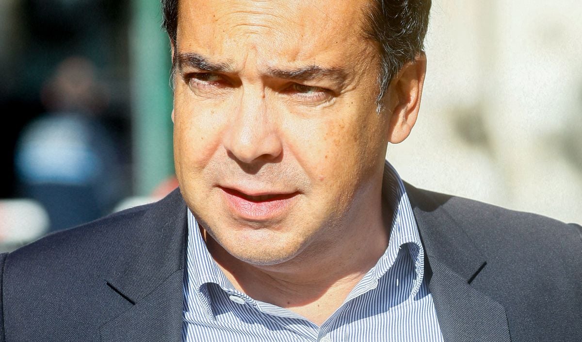 Suite à l'affaire des enregistrements, les voix de France Inter Patrick ...